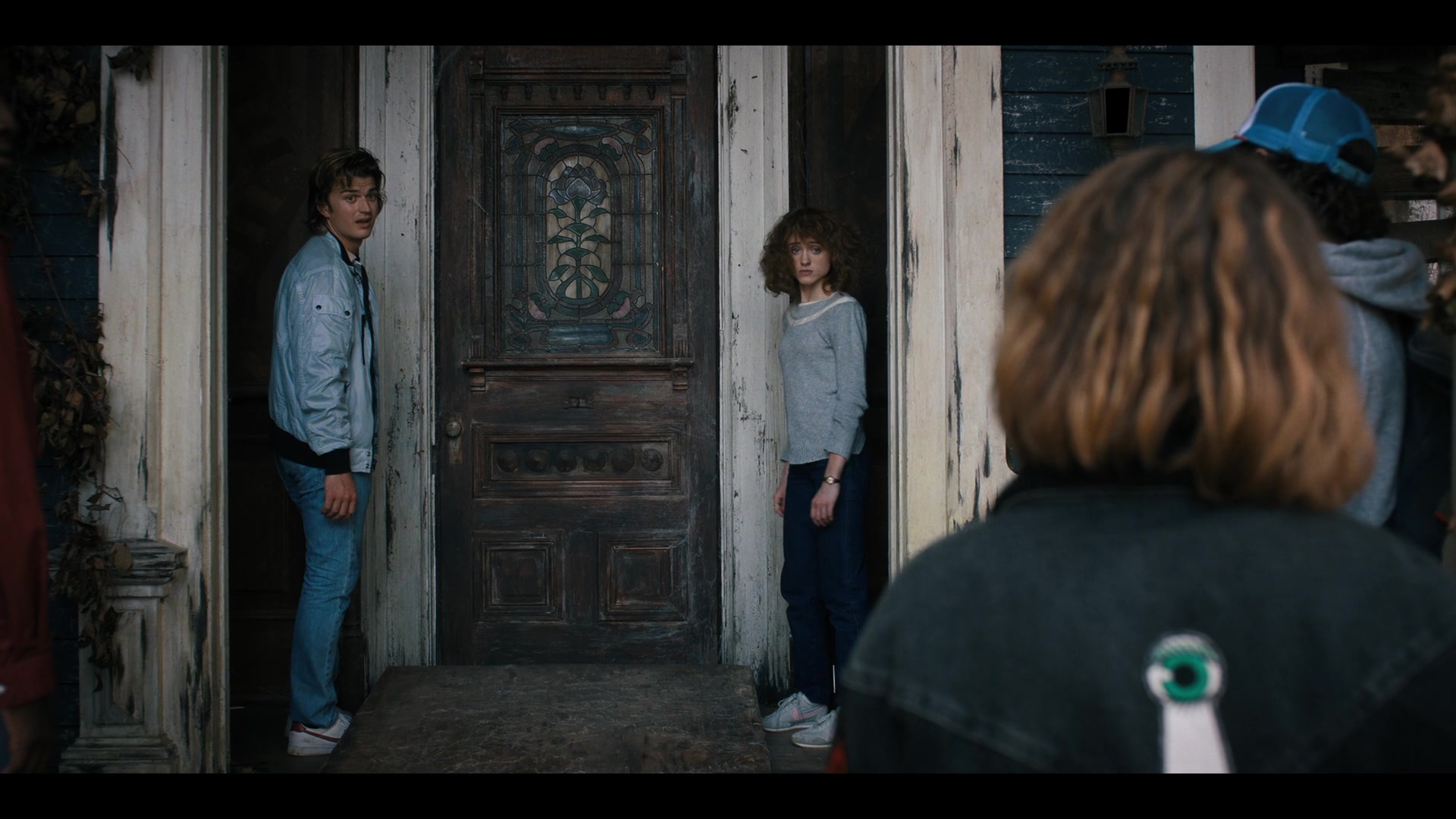 4x05 - Chapter Five: The Nina Project - JKA405-017 - Joe Keery Access ...